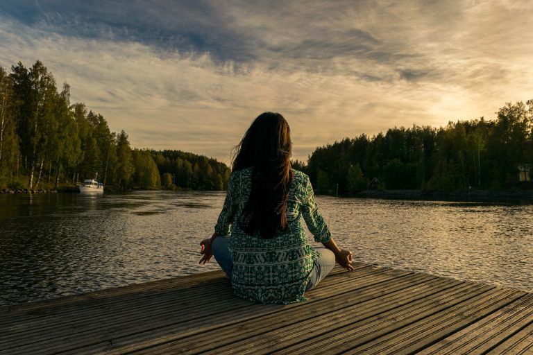5 raisons de vivre au bord du lac pour une meilleure qualité de vie